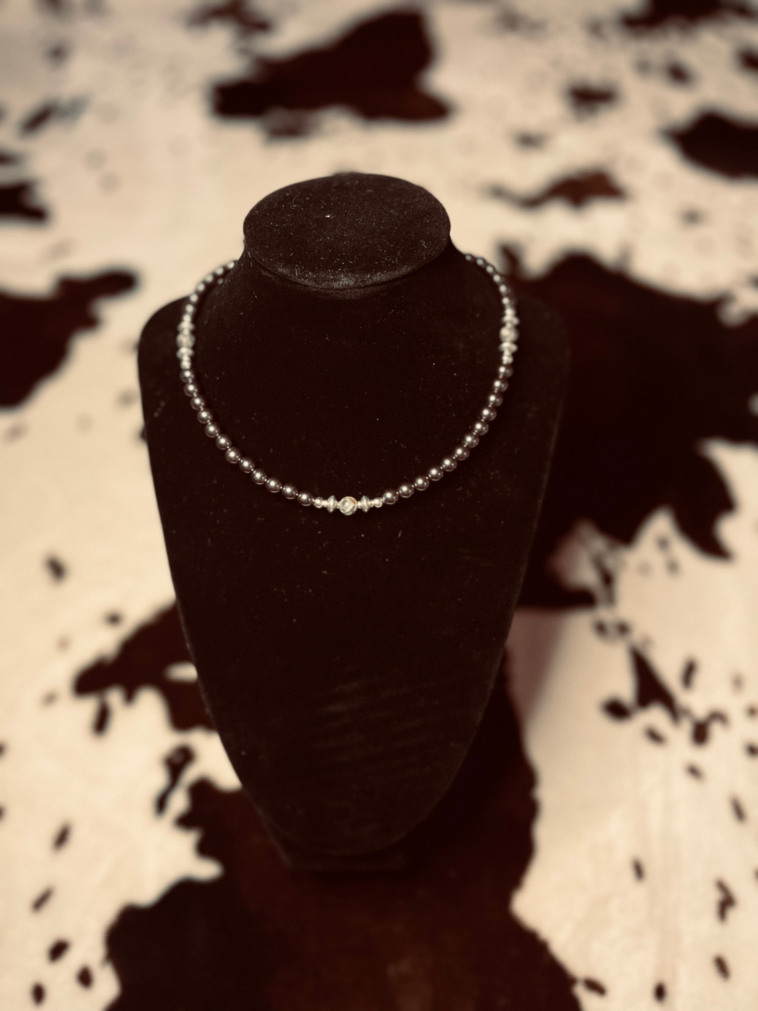 𝑀𝑜𝑜𝓃𝓁𝒾𝓉 𝒶𝒸𝓇𝑒𝓈 – Ace-High Co